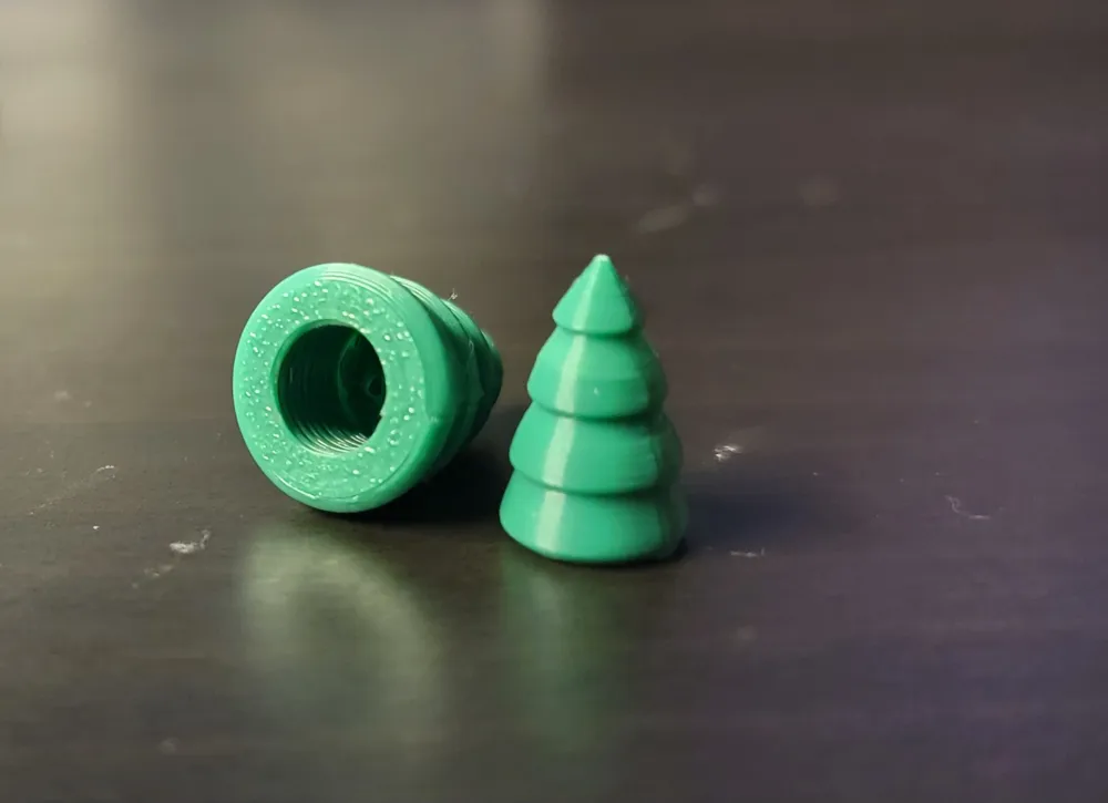 Christmas Tree Valve Caps Remixed by danielnc06 - MakerWorld