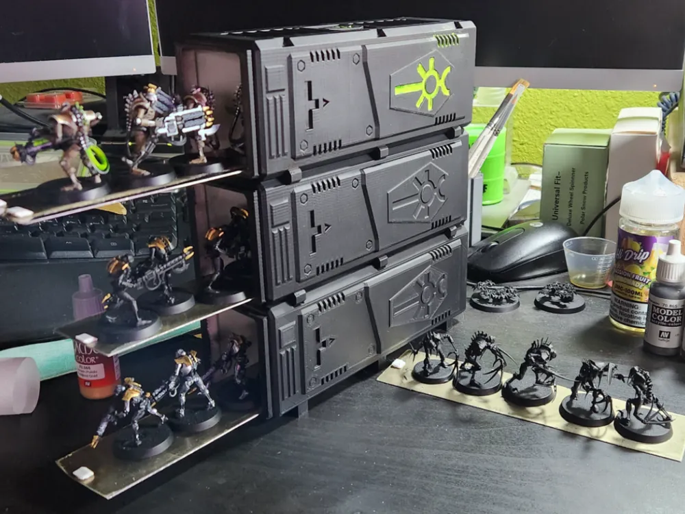 40k Shipping Container Army Carrier and Terrain - Free 3D Print Model ...