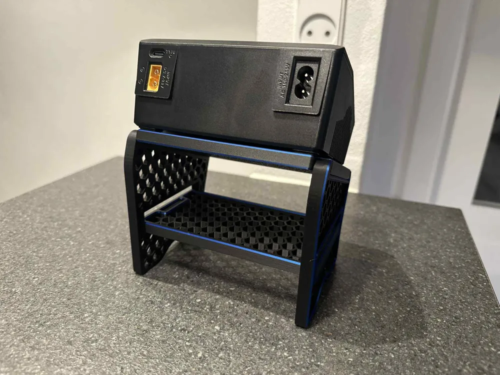 Toolkitrc M6D charger stand by RM-3D MakerWorld: Download Free 3D Models