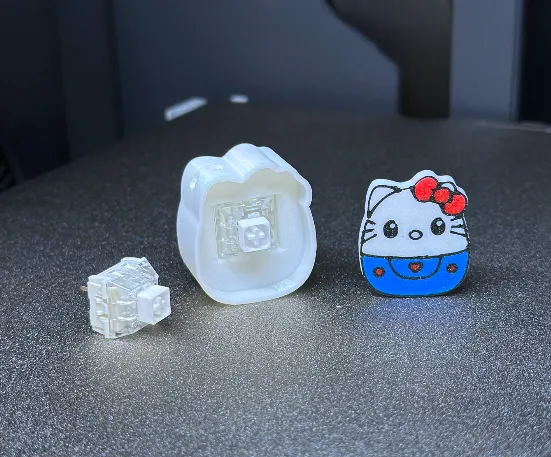 Hello Kitty Clicker Fidget by BlckStar MakerWorld: Download Free 3D Models