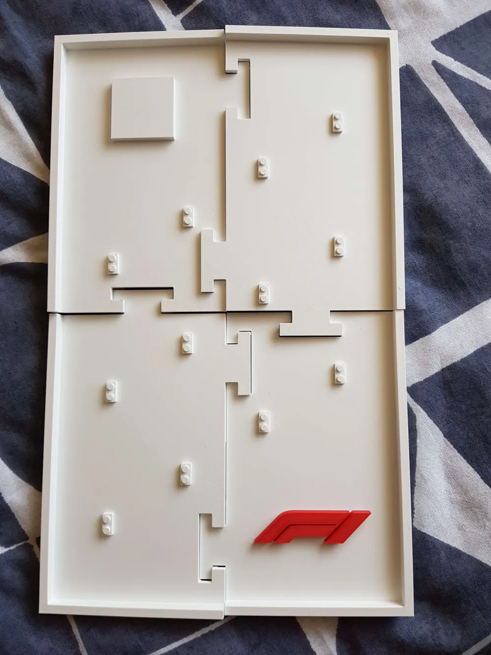 F1积木人仔CMF展示相框 来自 SireMentos5 MakerWorld：免费下载 3D 模型