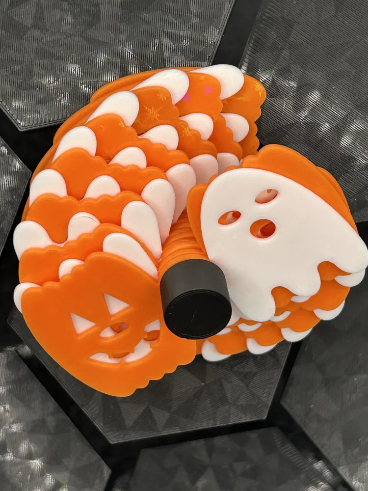 Pumpkin and Ghost Flip Flap Spinner by mrskatv MakerWorld: Download ...