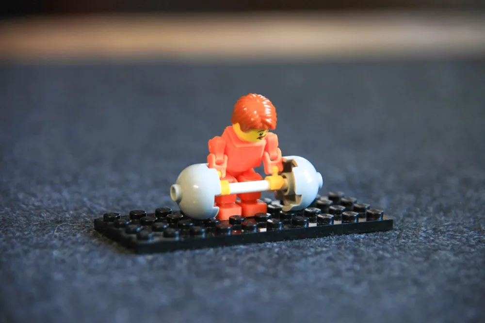 Legos inspired action minifigure - Free 3D Print Model - MakerWorld