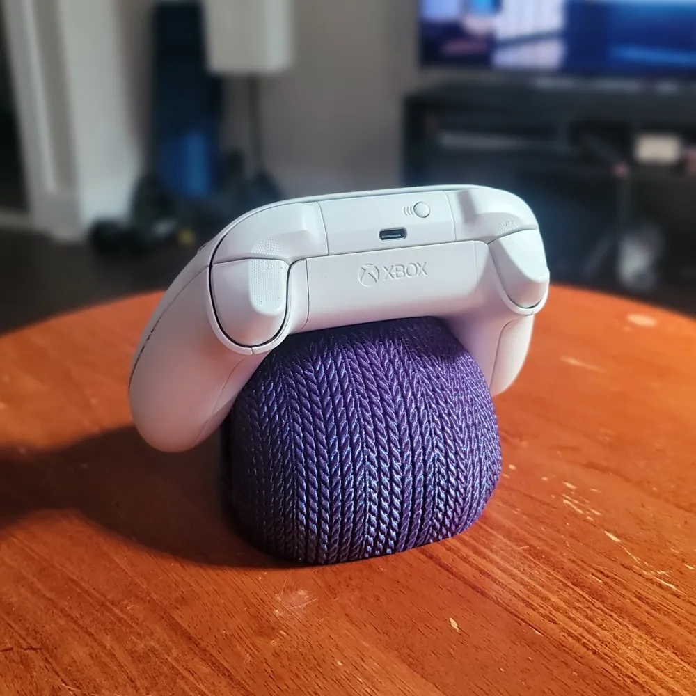 KNITTED SKULL CONTROLLER HOLDER || Xbox Series X/S by UnchainedHobbies ...
