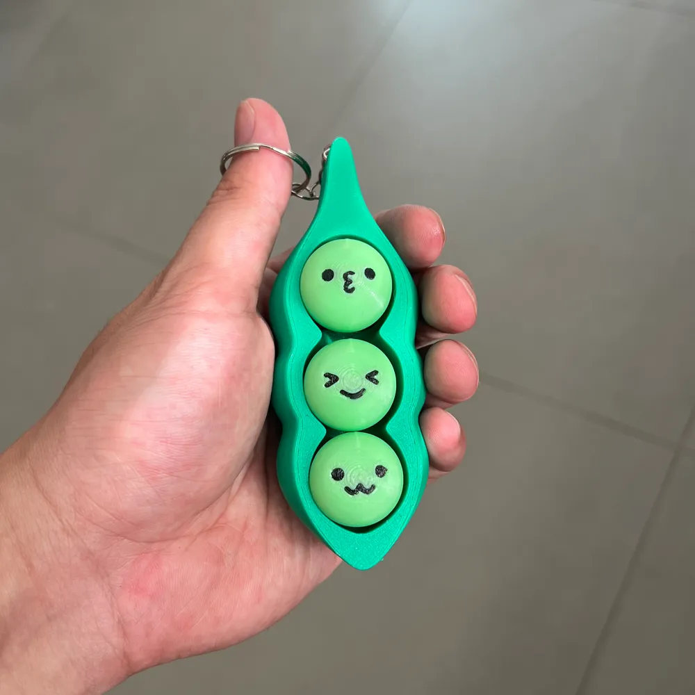 Peapod Clicker Fidget / Keychain Toy - Free 3D Print Model - MakerWorld