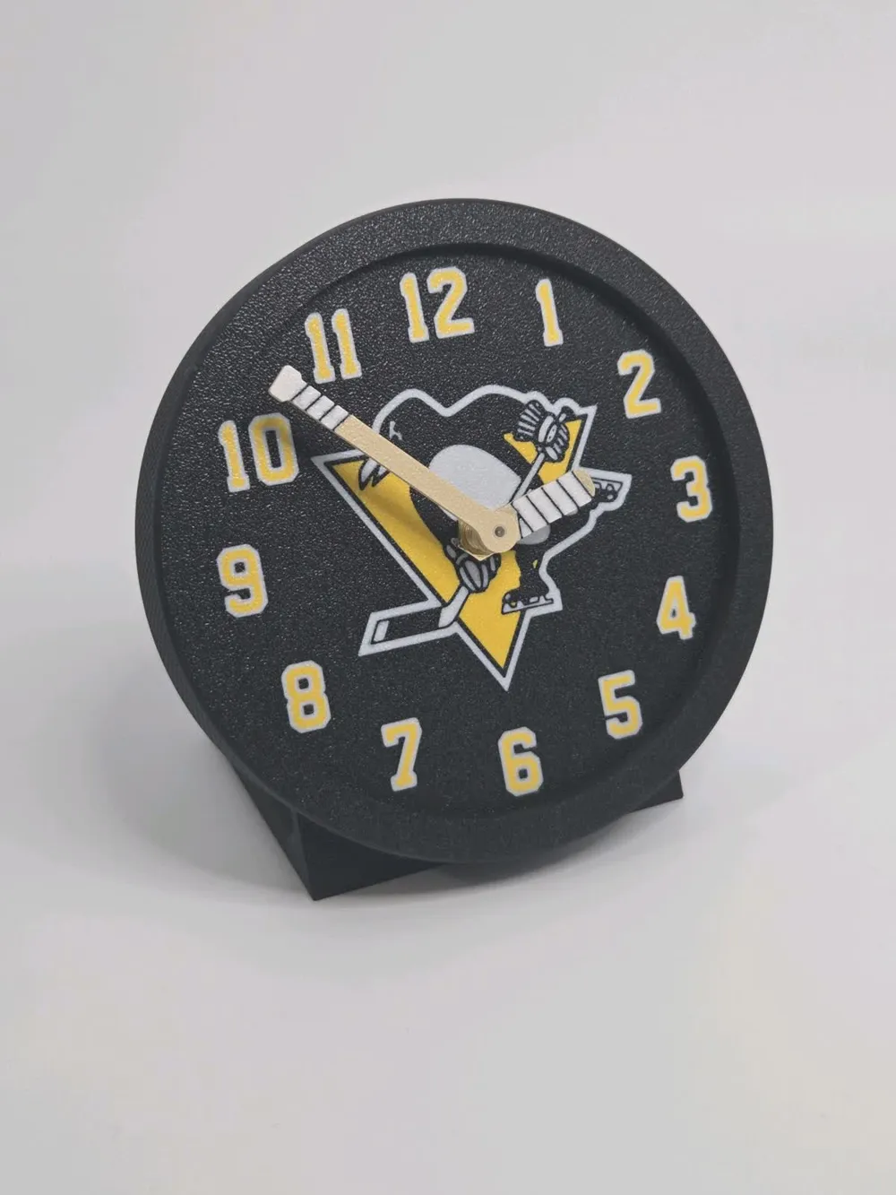 NHL Teams Hockey Puck Clock for Wall/Desk Kit 011 - Free 3D Print Model ...
