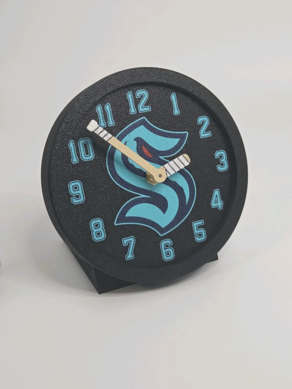 NHL Teams Hockey Puck Clock for Wall/Desk Kit 011 - Free 3D Print Model ...