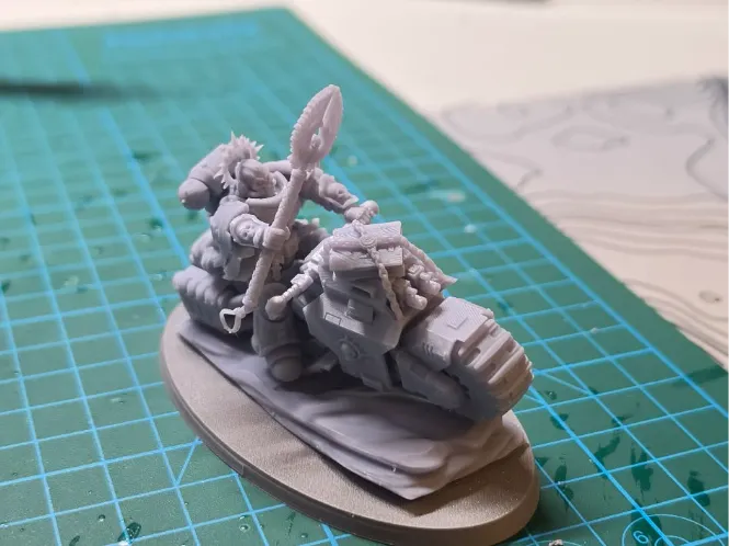 40k 星际战士摩托牧师 - 免费 3D 打印模型 - MakerWorld