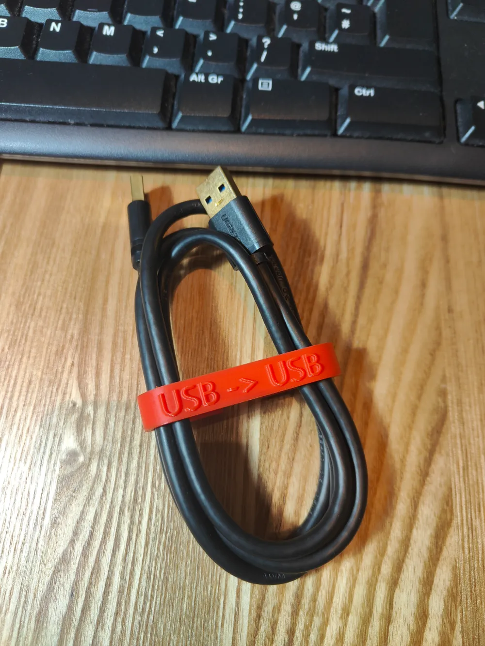 Cable Holder labelled, organiser, USB, USB-C, HDMI by ProjectFilament ...