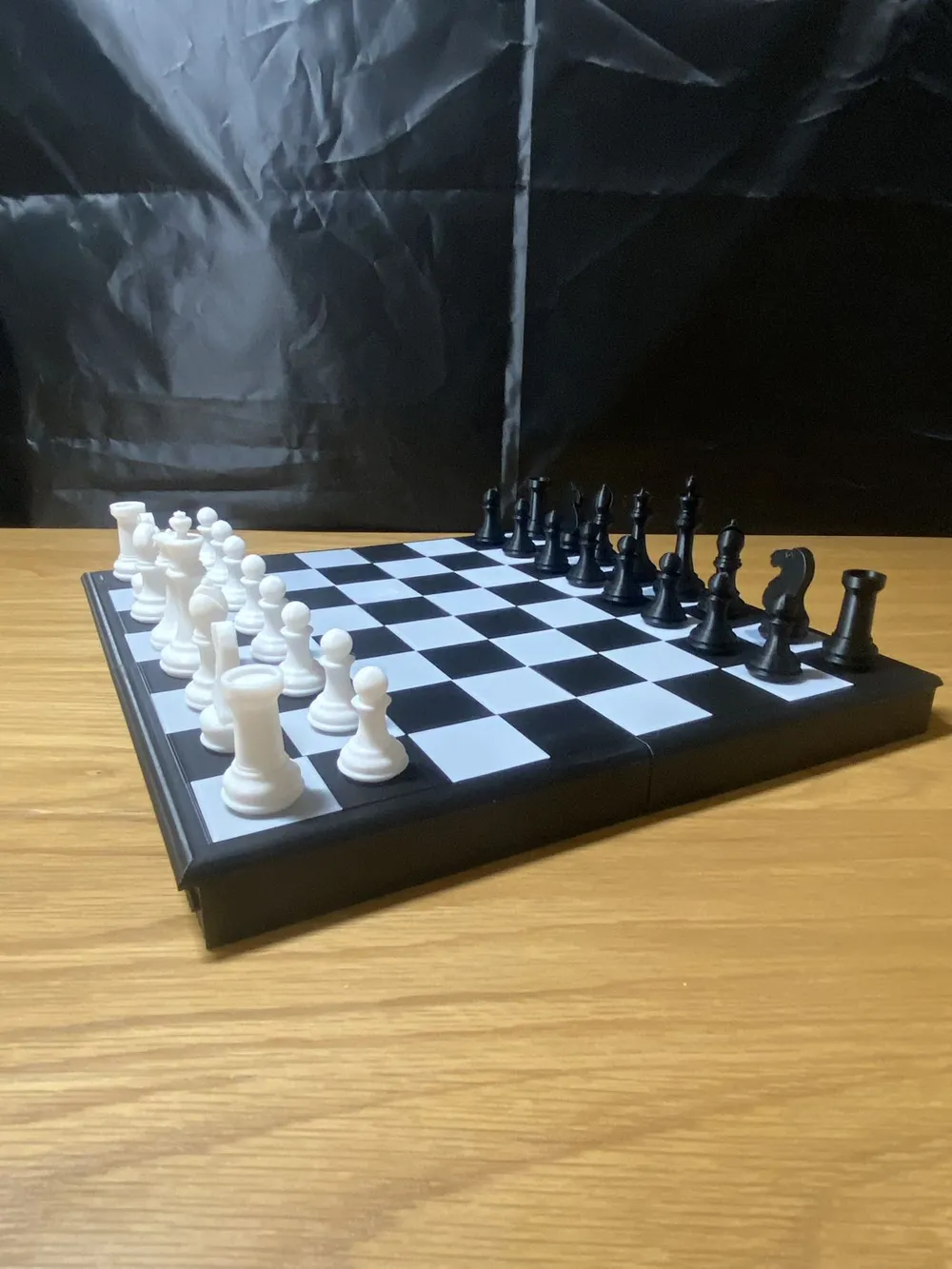 Portable Folding Chess Set (Fits on A1 mini) - Free 3D Print Model ...