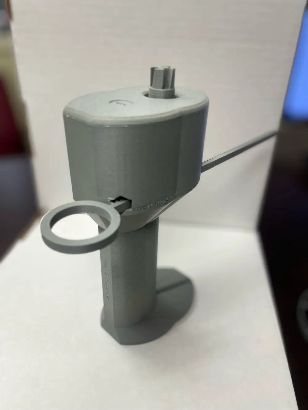 Propeller Launcher (No Glue/No Hardware) - Free 3D Print Model - MakerWorld