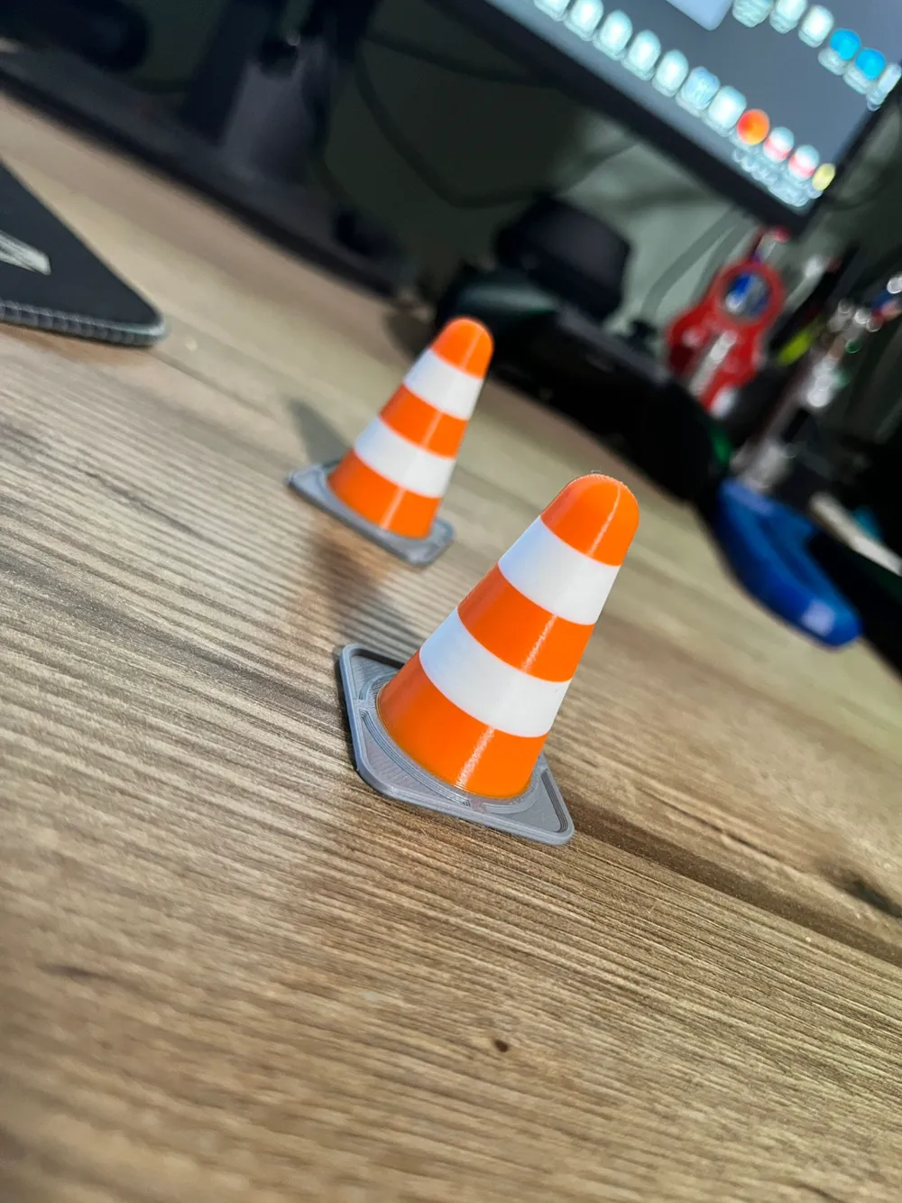 Pylons Multicolor 3D Printing by 3D_Den - MakerWorld