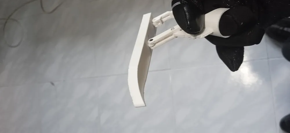 retractable claws - Free 3D Print Model - MakerWorld