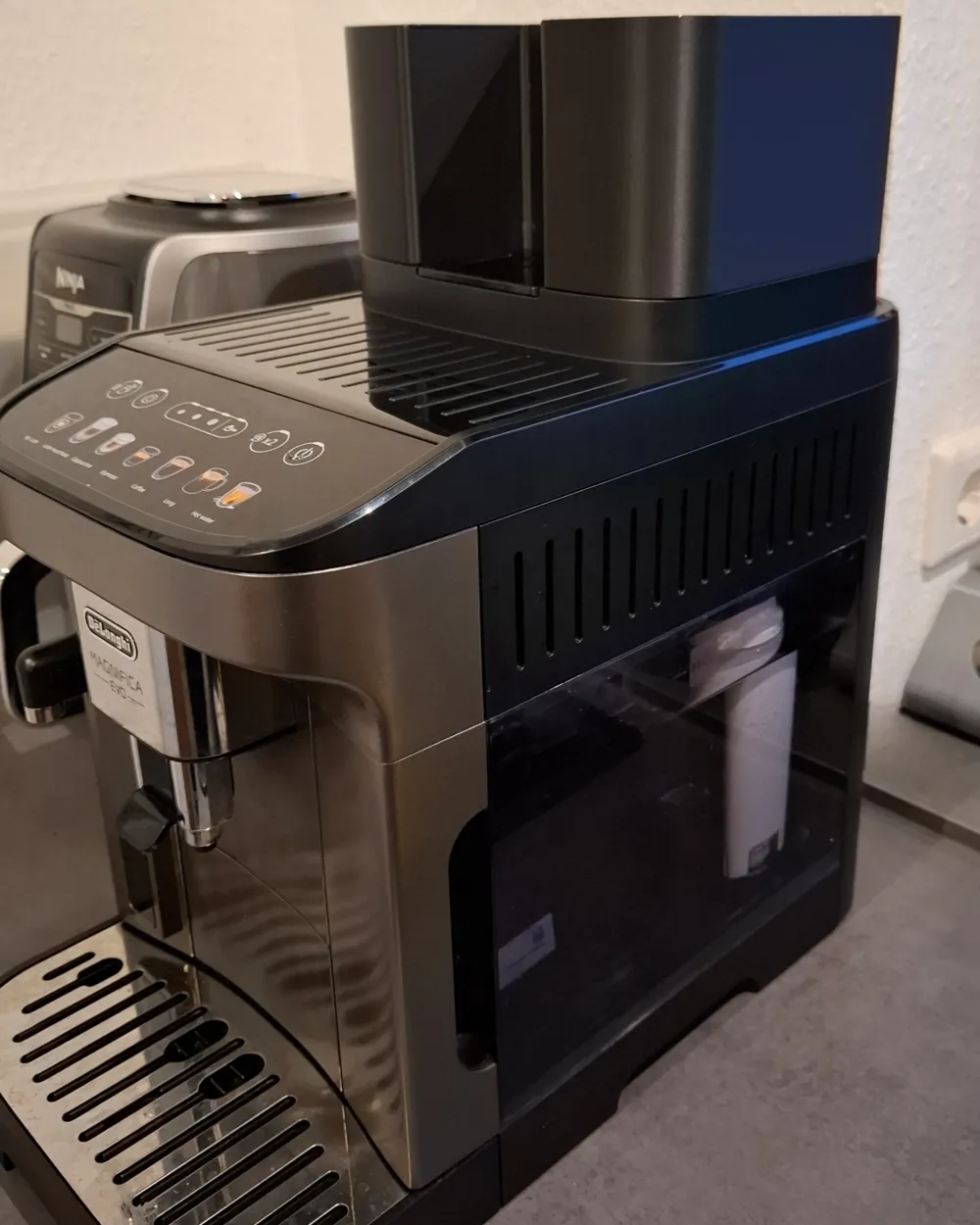 De'Longhi Magnifica Evo Bean Container Extension by Mr.Dan - MakerWorld