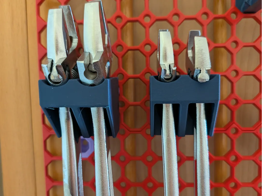 Multiboard Adjustable wrench / spanner hanger - Free 3D Print Model ...