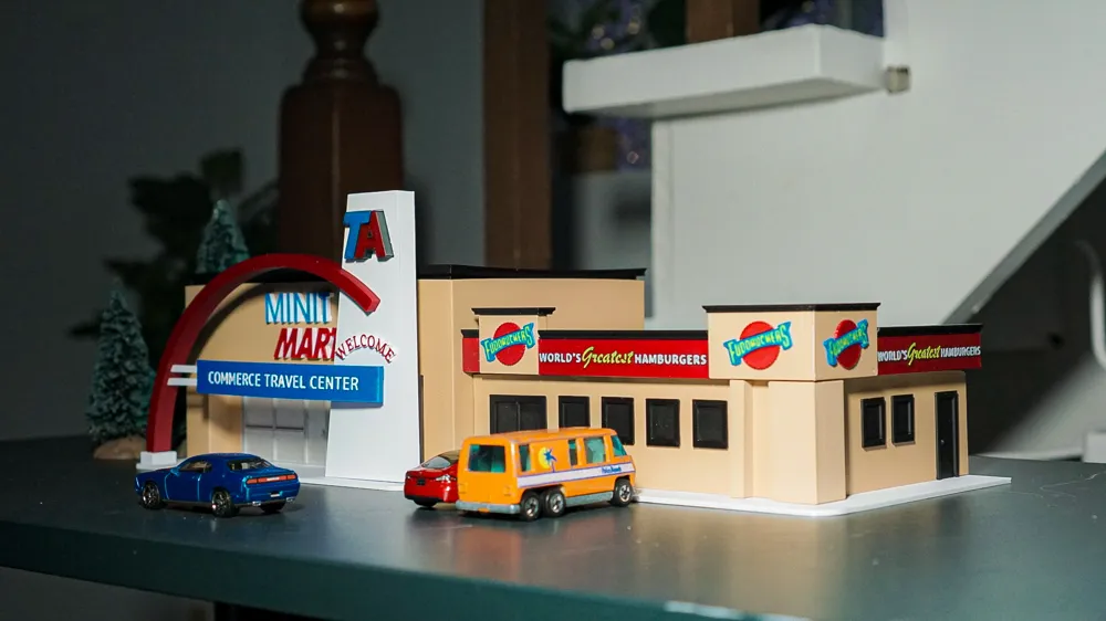 Fuddruckers Restaurant & Minit Mart Travel Center by LAYRLAB MakerWorld ...