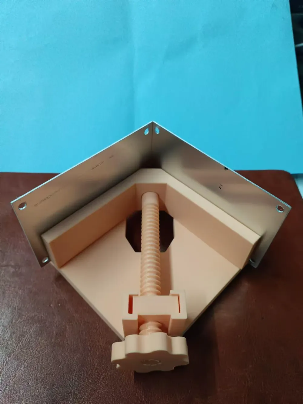 Right Angle Auxiliary Fixture (Easy Print) by 实用作品集 MakerWorld ...