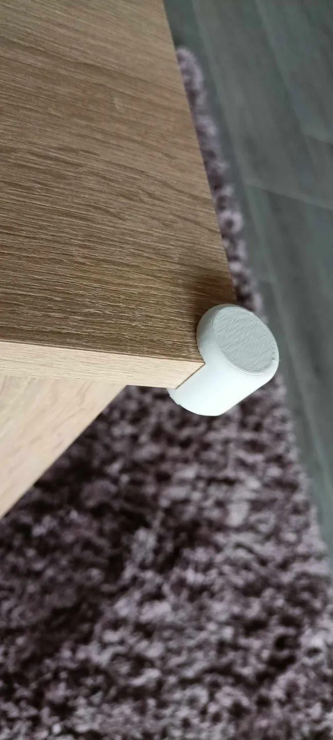 Table corner cover by MartyPilsen - MakerWorld