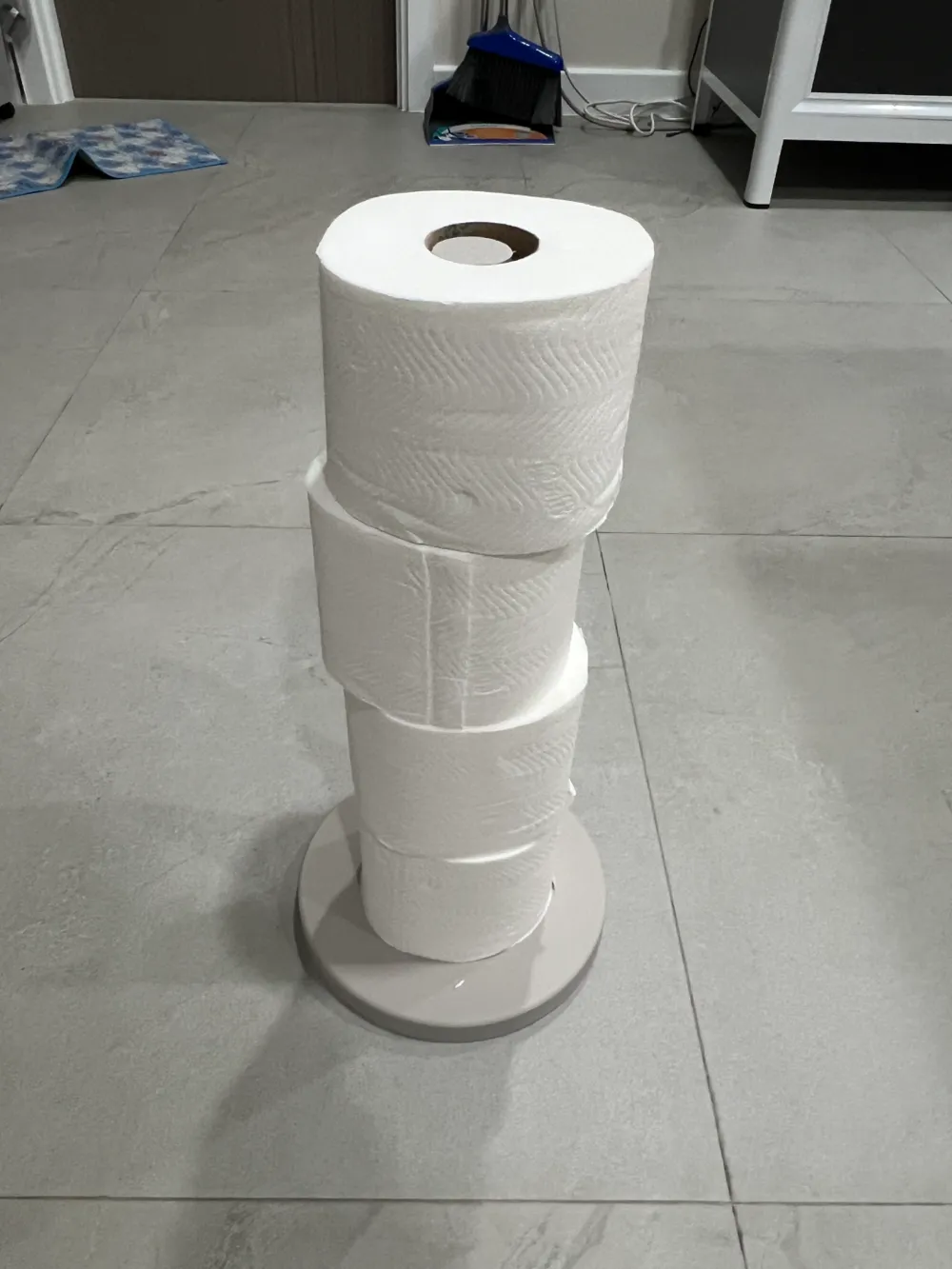 Toilet Paper Holder Stand - New Improved Version Remixed by SiamPumpkin - MakerWorld