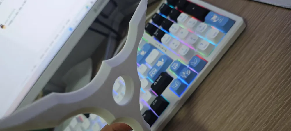 Triangular Dart by 忘念 MakerWorld: Download Free 3D Models