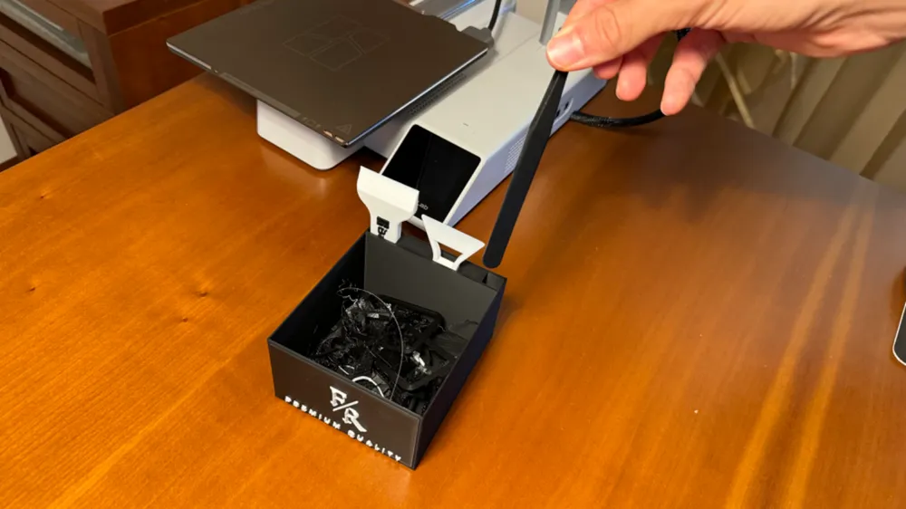 Scraper Holder and Poop Chute by Fra_Design - MakerWorld