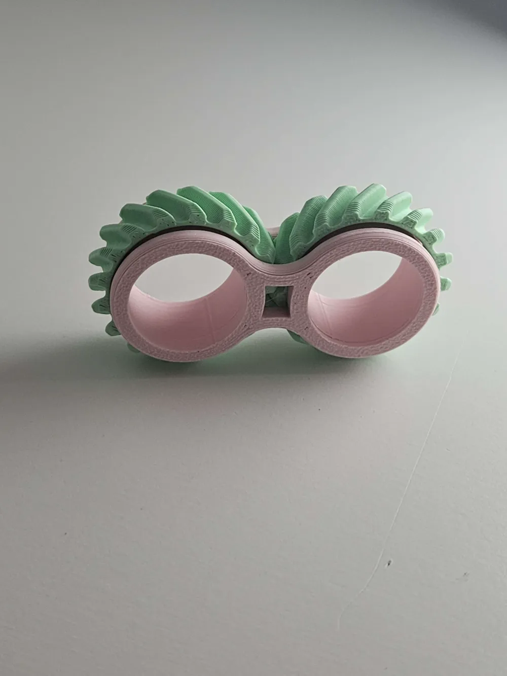 fidget gear ring remix (click in place!) - Free 3D Print Model - MakerWorld