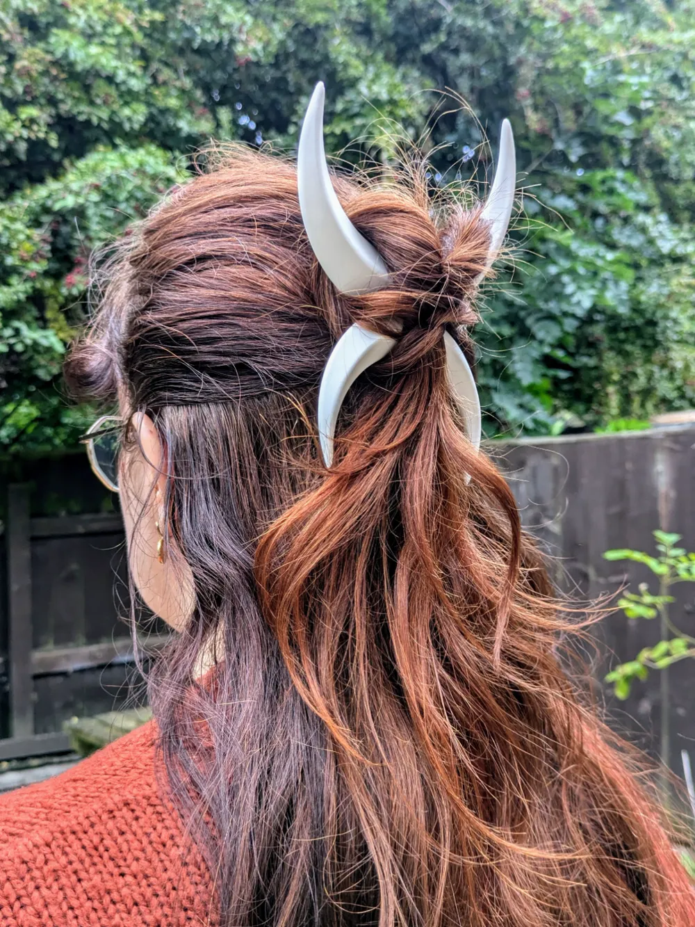 Hair Crescent by Geoff MakerWorld: Download Free 3D Models