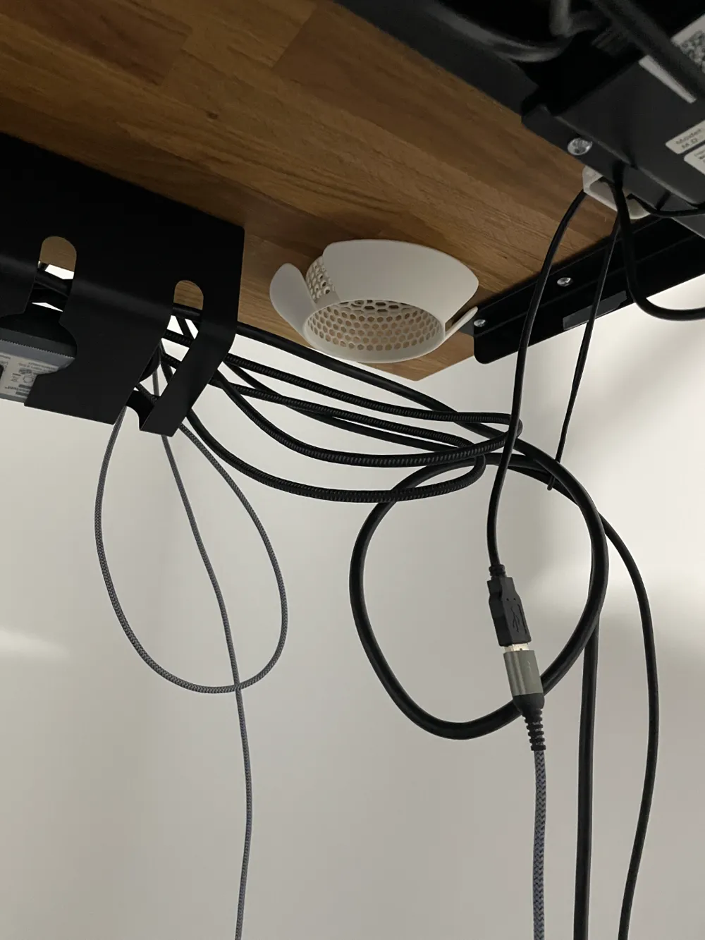 spool for excess cables - cable management by Jukti MakerWorld ...