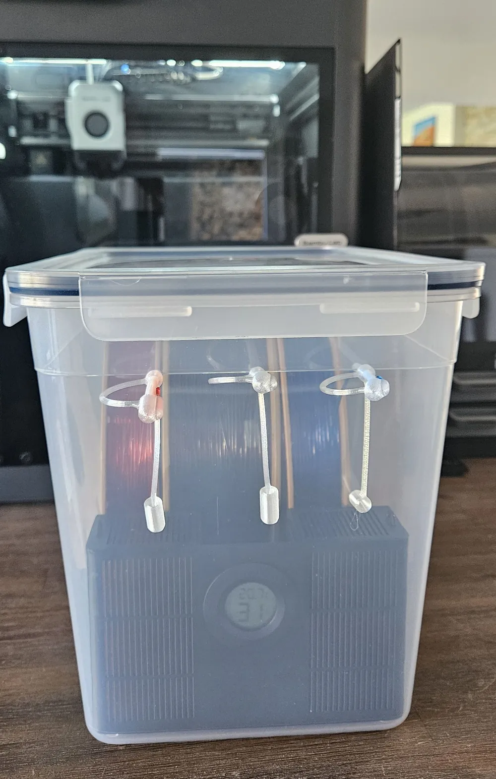 IKEA 365+ Filamentrollenhalter & -Box + Trocknung von 3D - Druck & Design MakerWorld: Kostenlose ...