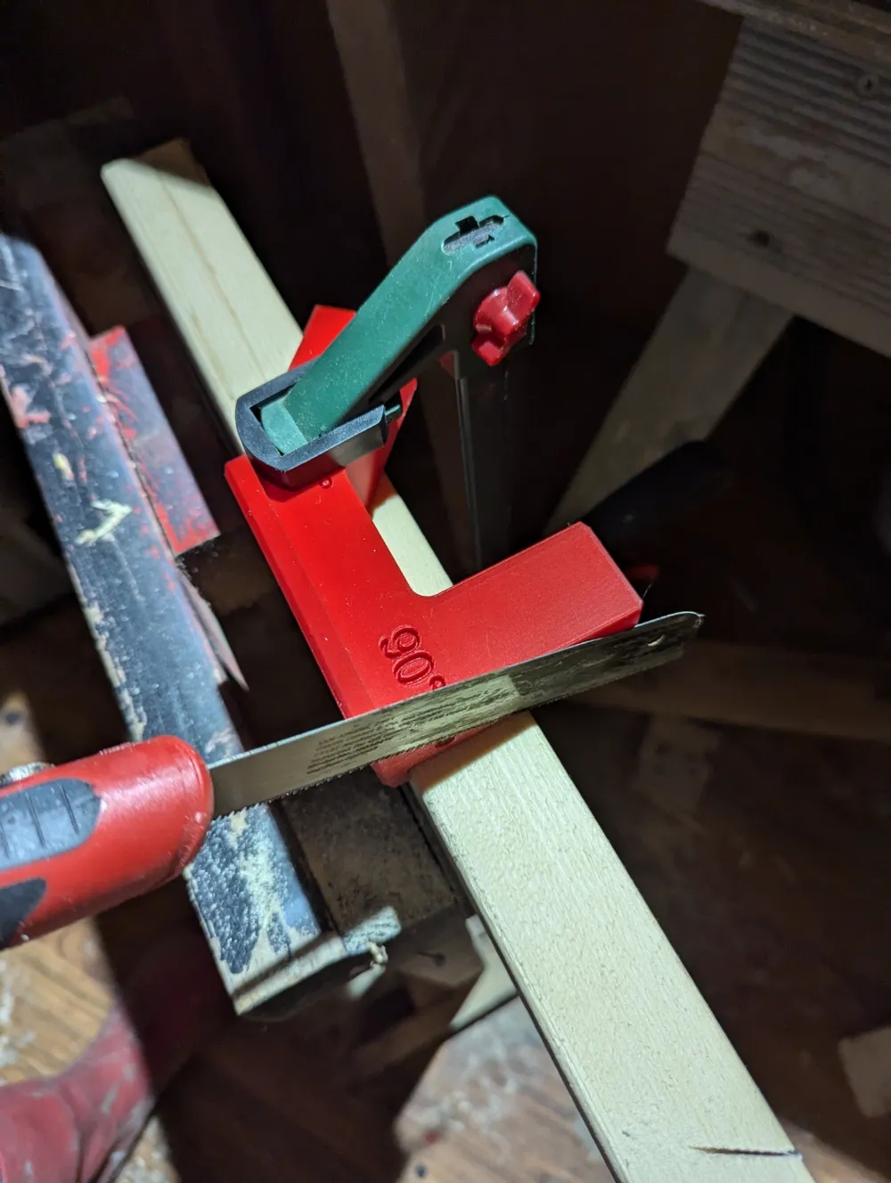 Magnetic Hand Saw Guide by maccioni.simone MakerWorld: Download Free 3D ...