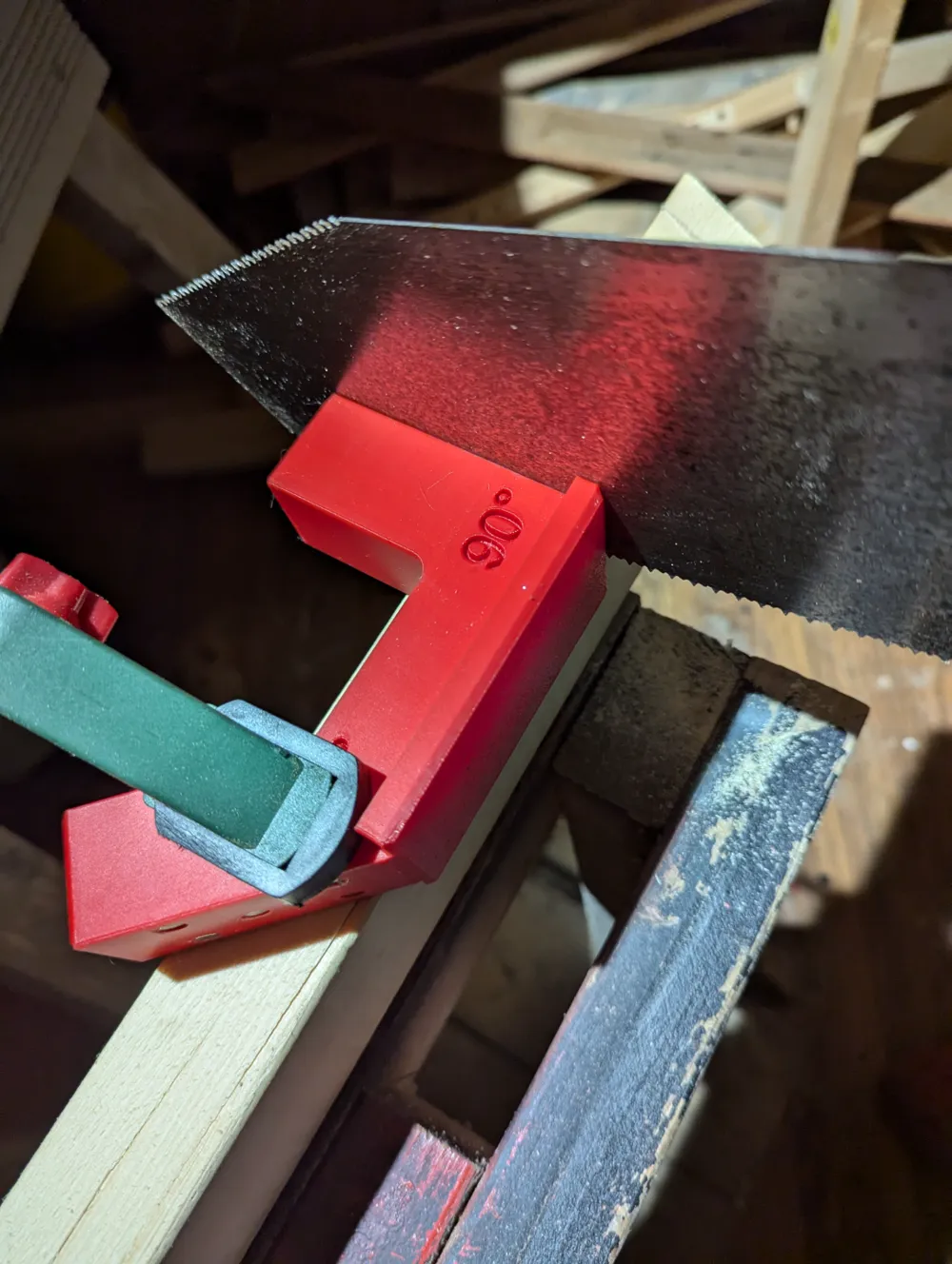 Magnetic Hand Saw Guide by maccioni.simone MakerWorld: Download Free 3D ...