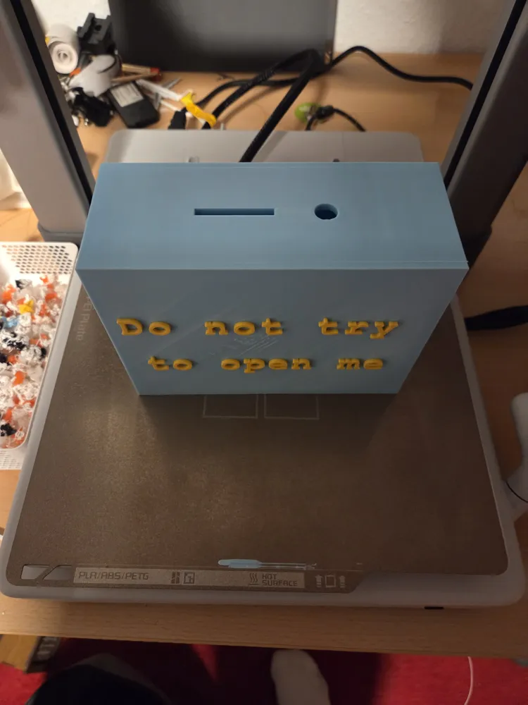 Non-openable piggy bank - Free 3D Print Model - MakerWorld