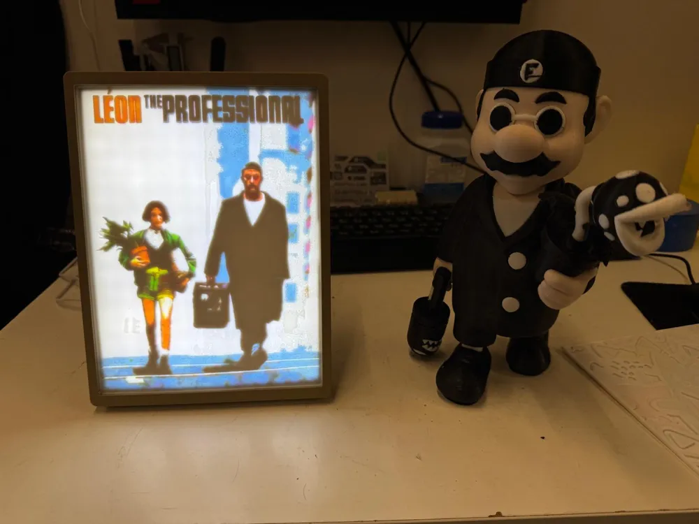 Mario and Peach - Leon The Professional Ver by SixgJack MakerWorld ...