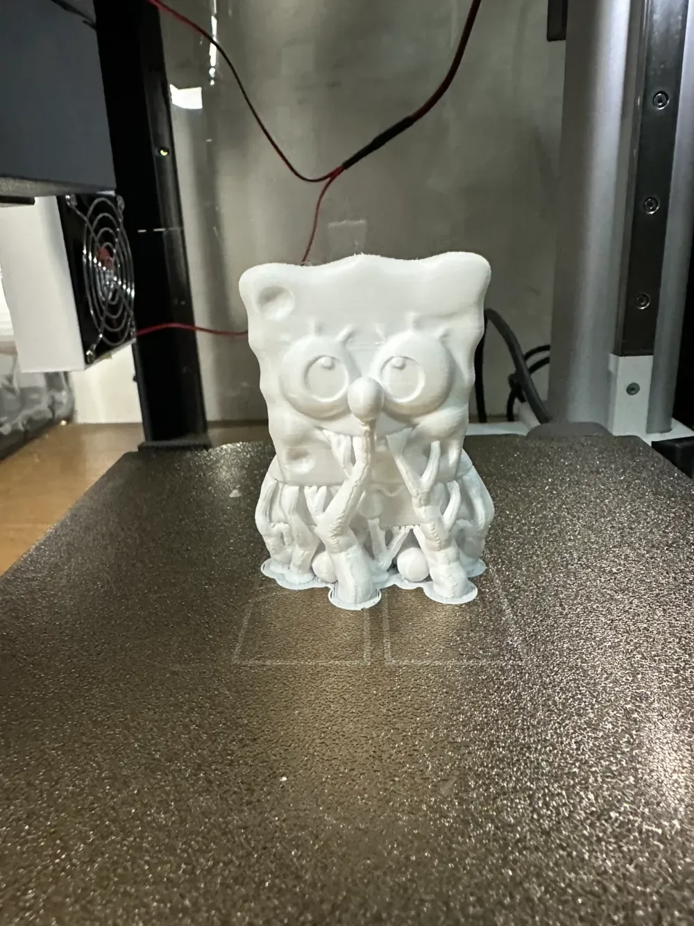 海绵宝宝（SpongeBob） 来自 victor - MakerWorld