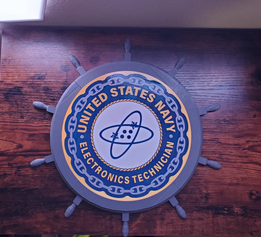 アメリカ海軍電子技術員コースターセット/壁掛け飾り 作成者： DaddyWazzy_TheCreator MakerWorld：無料3Dモデルをダウンロード