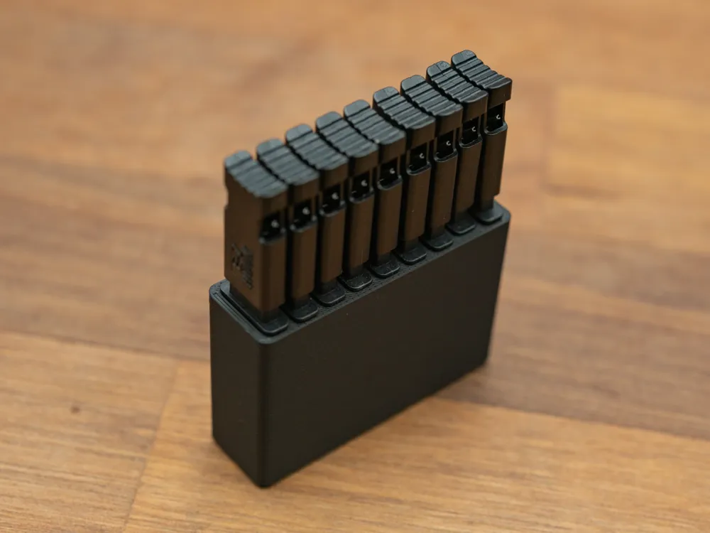 Customizable holder for micro hooks by flummer - MakerWorld