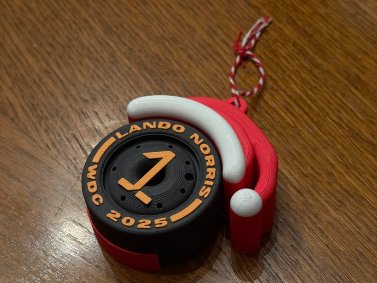 Adorno de gorro de Navidad para neumático de F1 por Gilba MakerWorld ...
