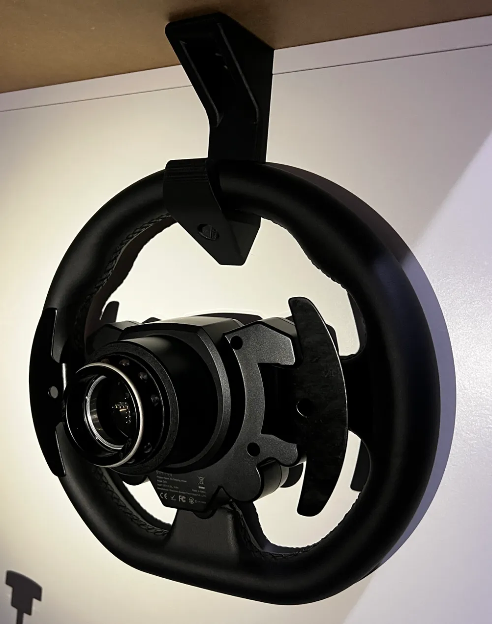Steering Wheel Rim Hanger by user_1336457261 - MakerWorld