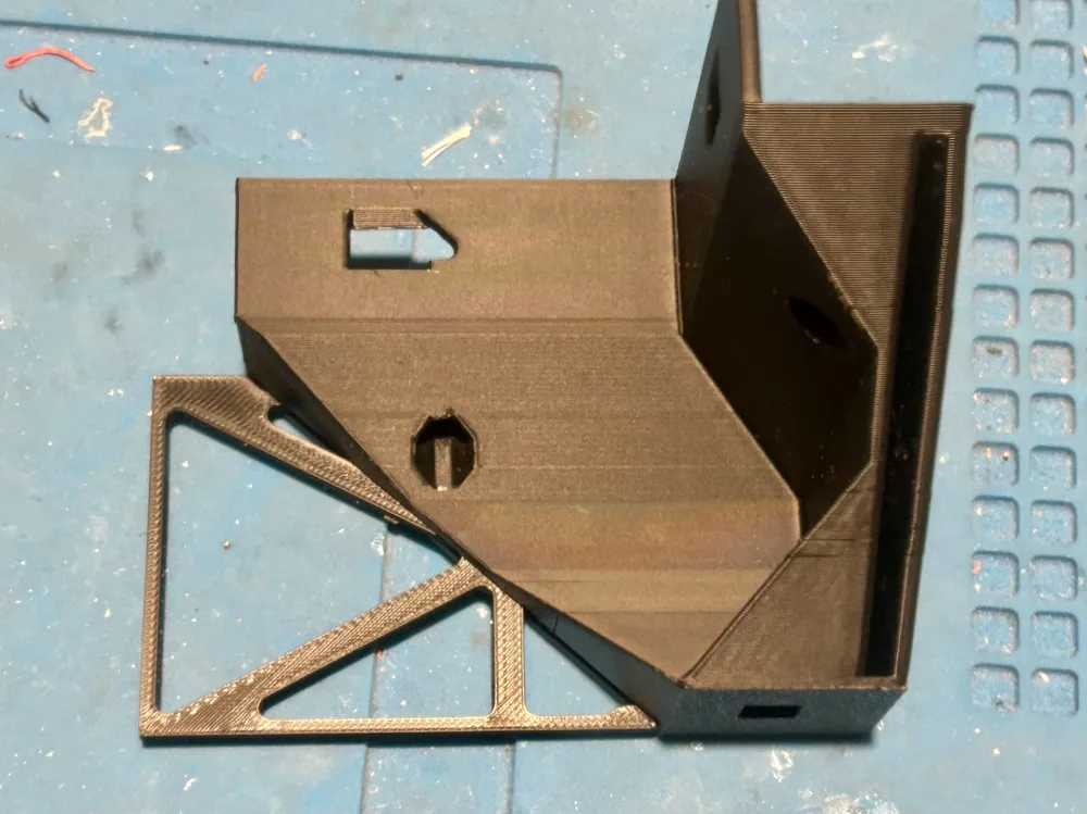 Walled Enclosure Feet for 2020 extrusion Frame - Free 3D Print Model ...