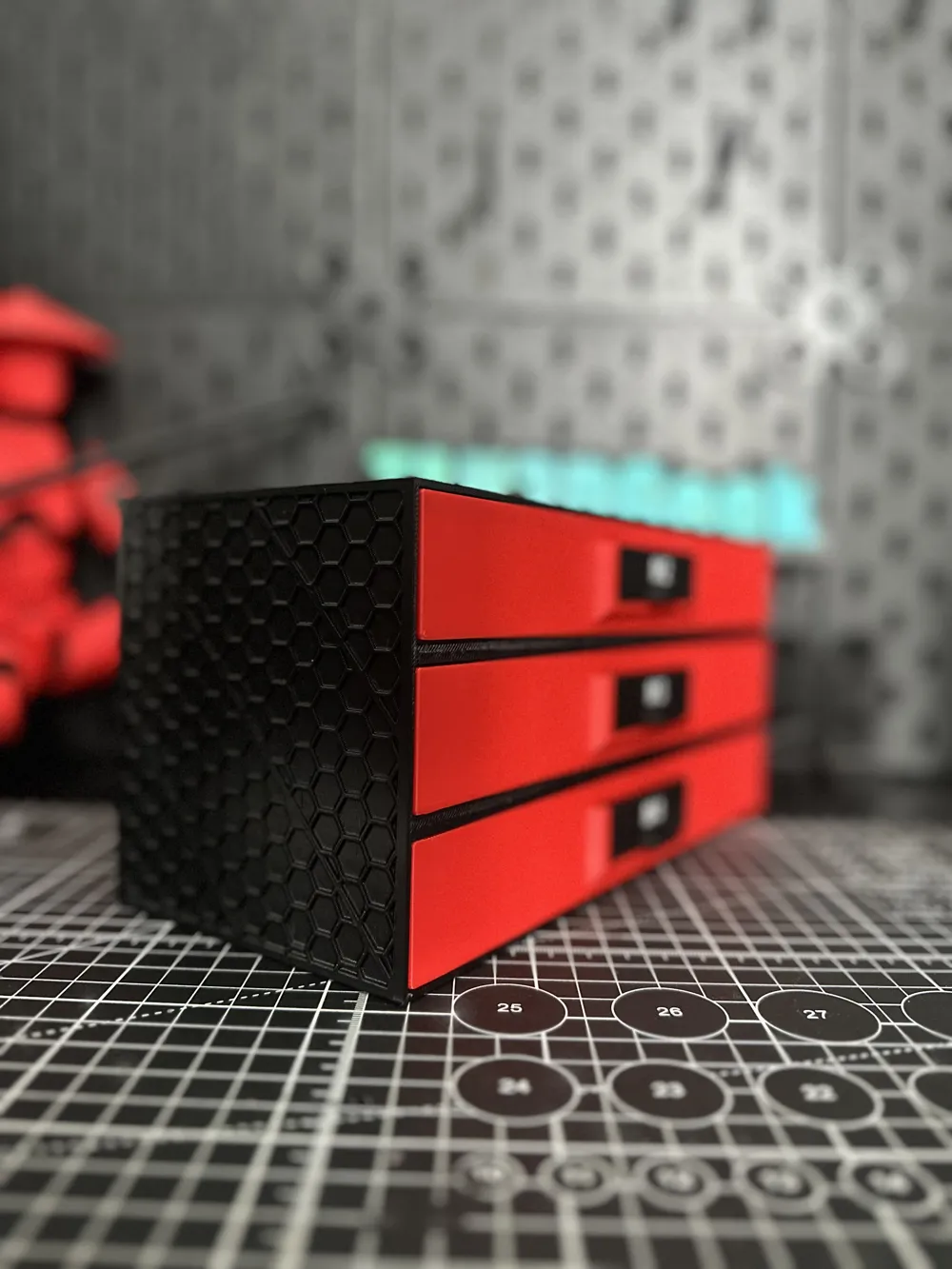 HIVE Storage Tower by TAH3DGeek MakerWorld: Download Free 3D Models
