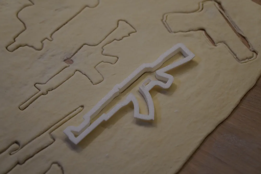 AK47 cookie cutter by mariusc - MakerWorld