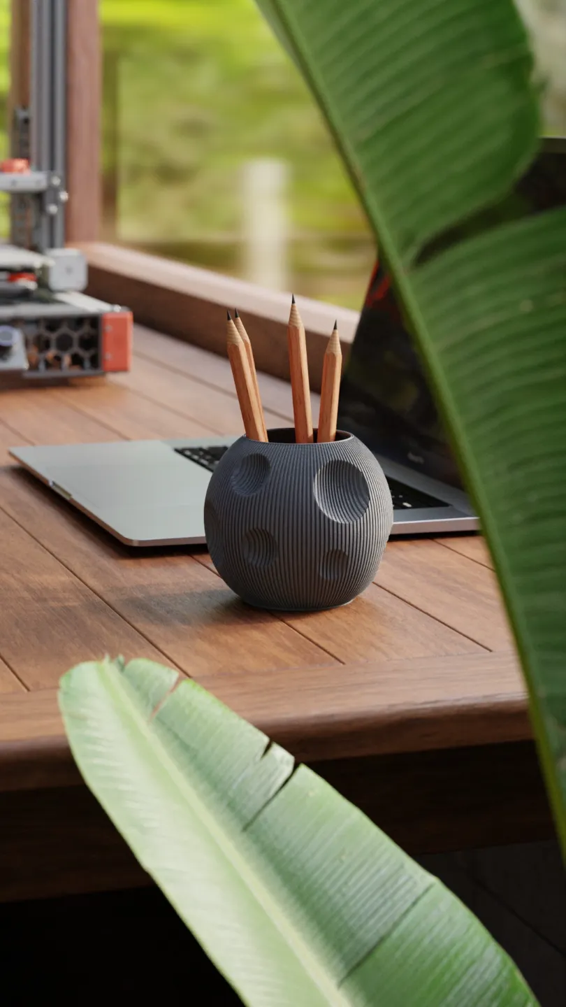Moon Desktop Organizer -Pencil holder - Free 3D Print Model - MakerWorld