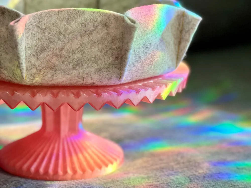 Hearts Cake Stand by Lisa Lisa Made - MakerWorld