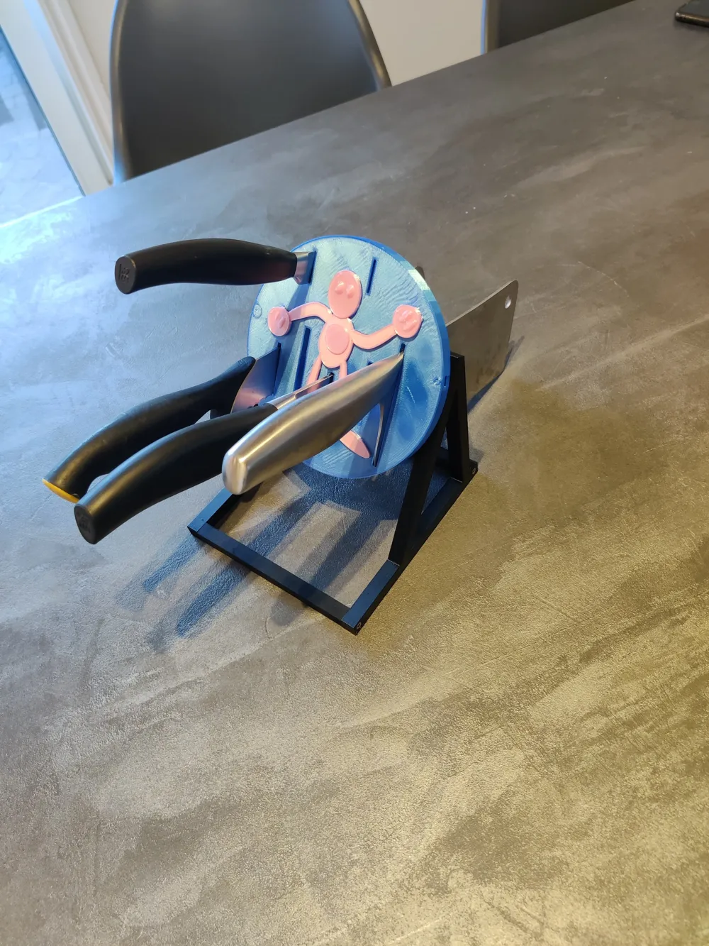 Knife holder for the most ordinary knifes by tdibrian23 - MakerWorld