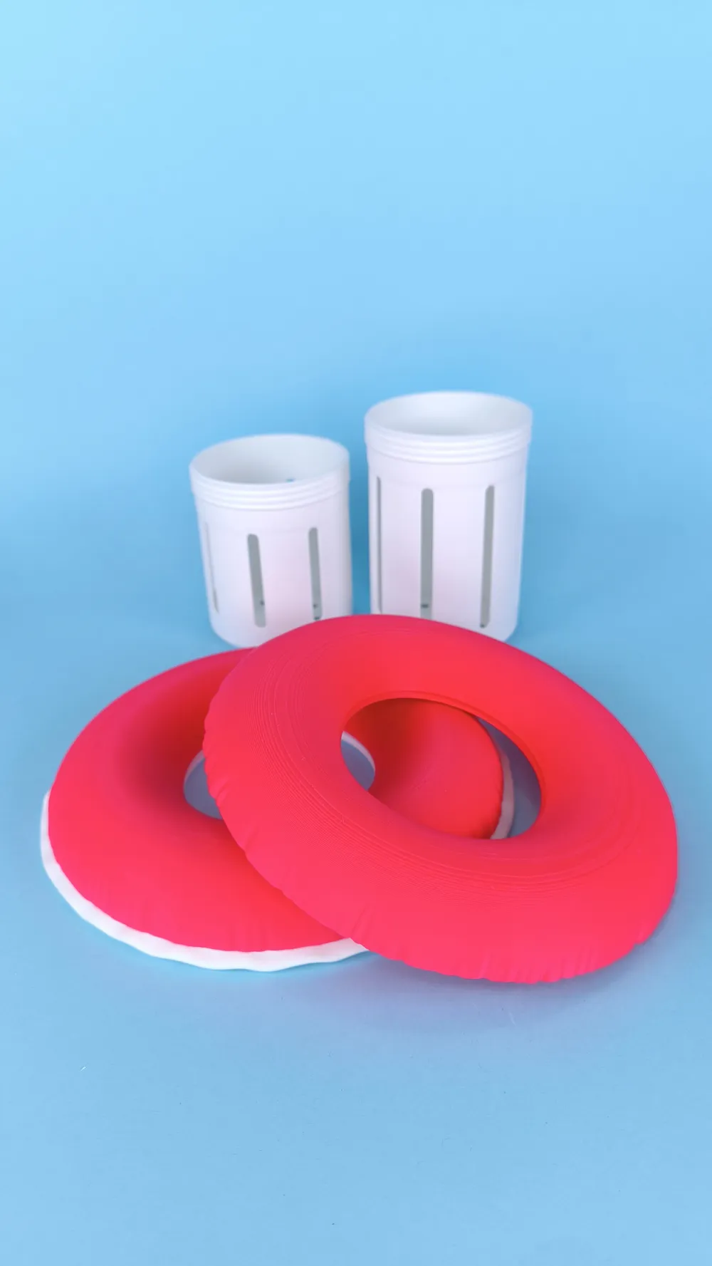 Pool Floaty for Drinks, This Summer Must-Have by Valeria Momo & Mattia ...