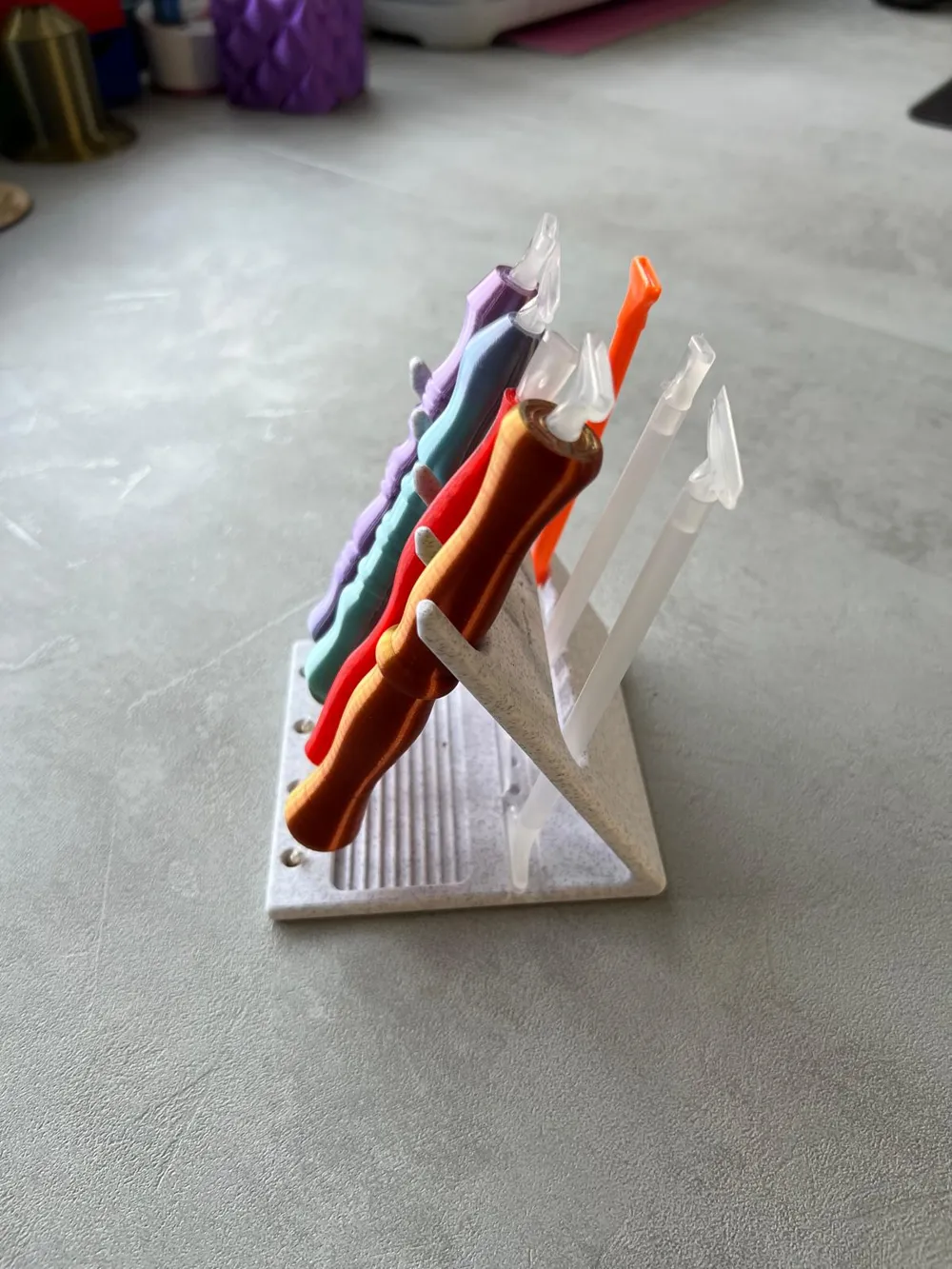 Diamond art pen rack - Free 3D Print Model - MakerWorld