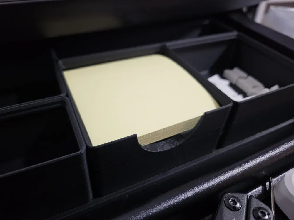 Gridfinity 2 by 2 Postit Note Holder - Free 3D Print Model - MakerWorld