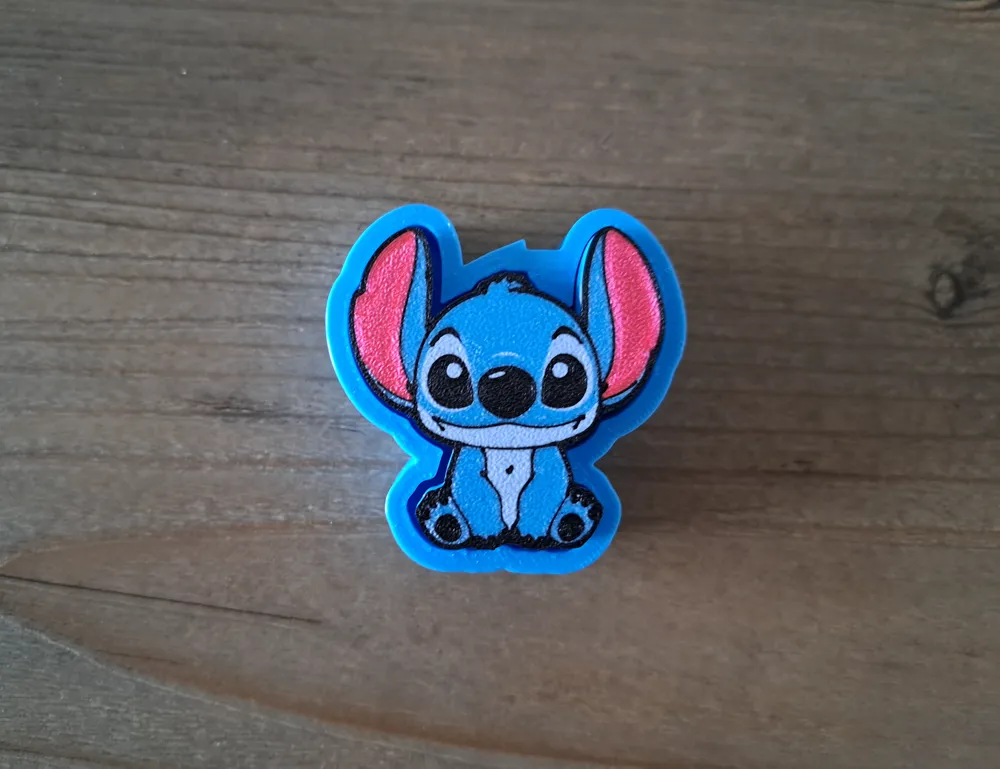 Stitch sitting fidget clicker keyboard switch by creachick3d MakerWorld ...