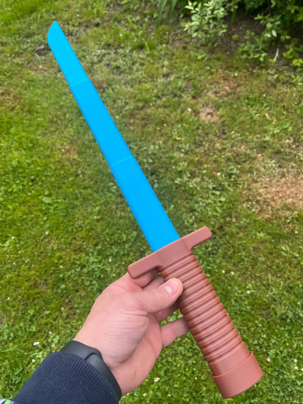 Collapsible, retractable dagger by Ainon3Dprint MakerWorld: Download Free 3D Models