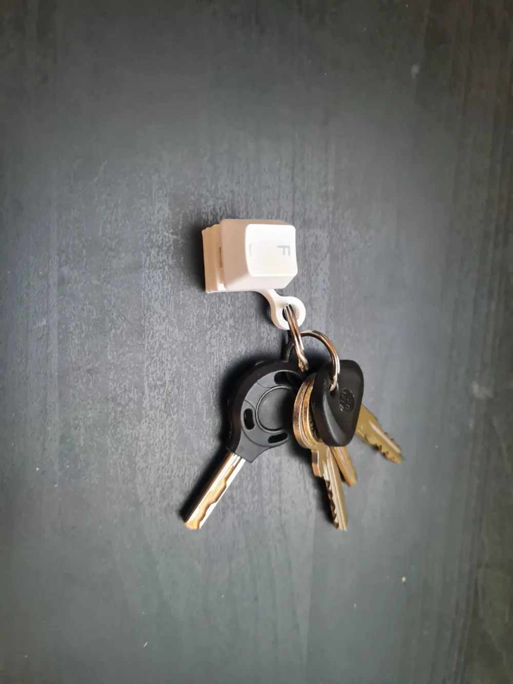 1% keyboard keychain by hE'S oNE ShoT!!! - MakerWorld